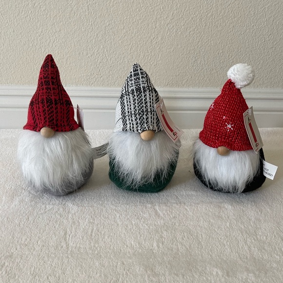 Target | Holiday | Nwt Bundle Of 3 Target Bullseye Holiday Gnomes From ...